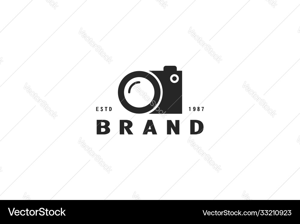 Old camera logo Royalty Free Vector Image - VectorStock