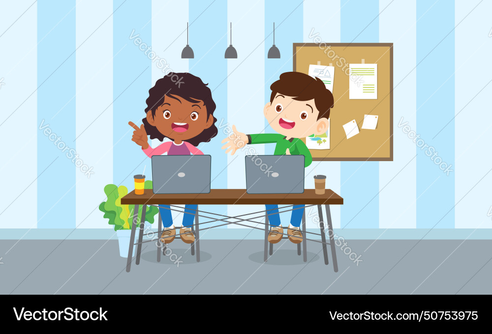 Kids on online learning education courses 2 Vector Image