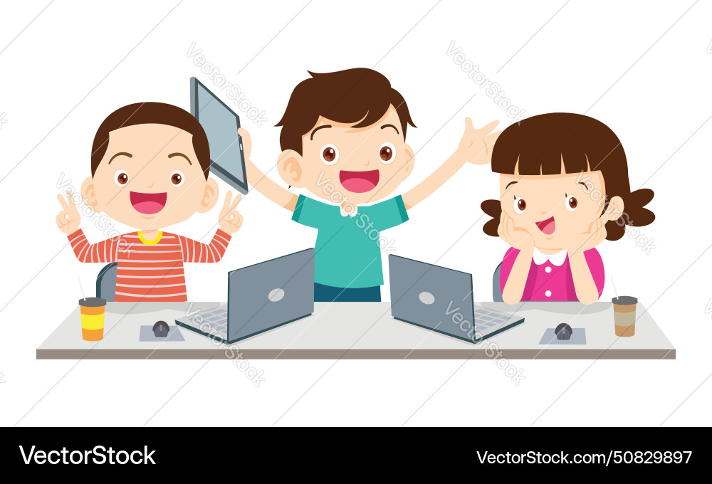 Kids on online learning education courses 2 Vector Image