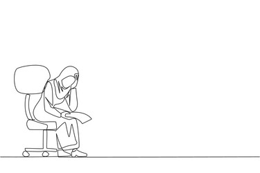 Single continuous line drawing sad arab Royalty Free Vector