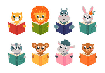 Cute pet animals reading books icon set Royalty Free Vector