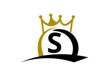 Letter s king crown design template logo Vector Image