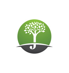 Tree logo Royalty Free Vector Image - VectorStock